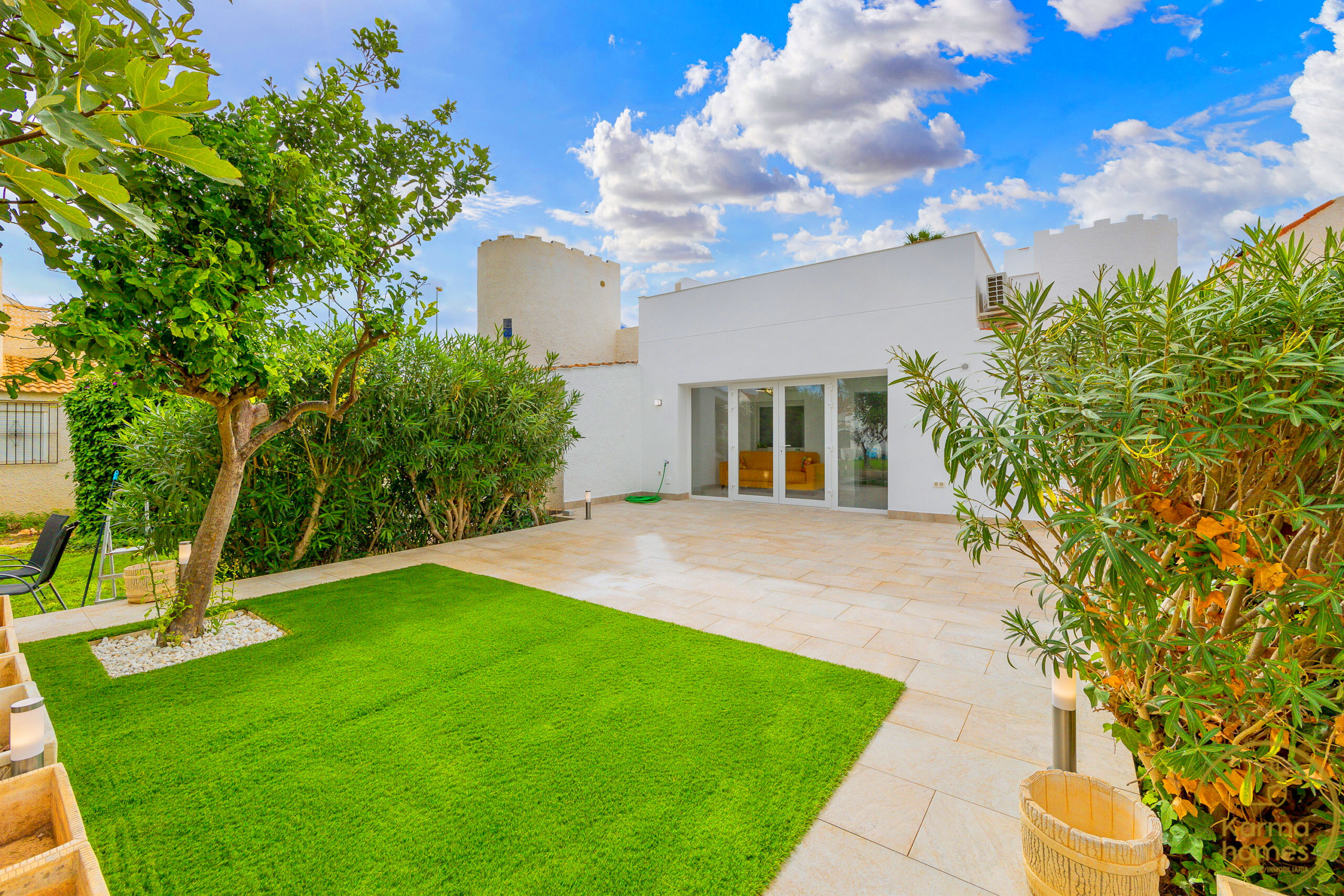 For Rent: KR65 Exceptional modern Bungalow with private terrace at ...